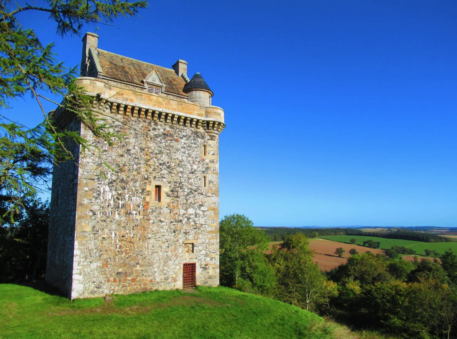 Fatlips Castle | Hutton Stone
